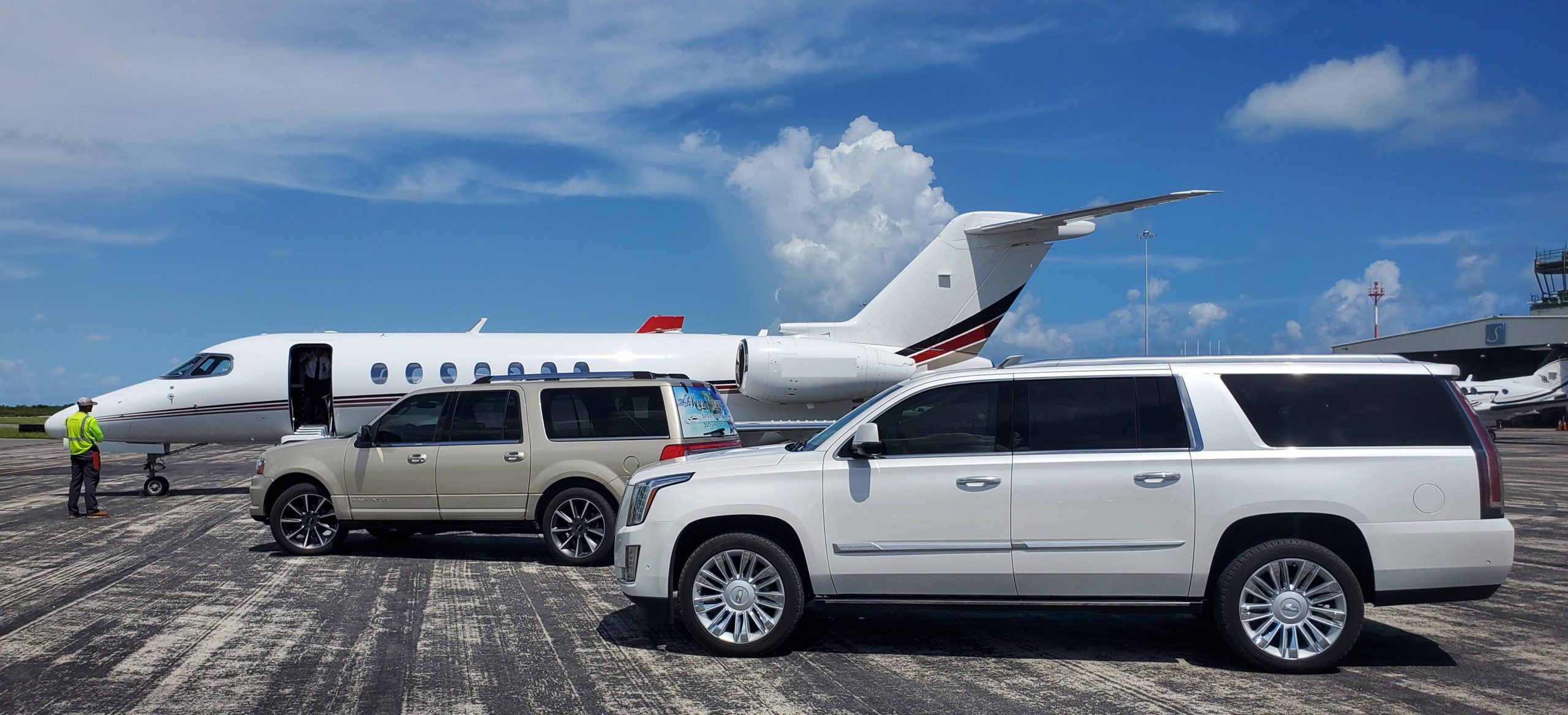 5 Reasons to Hire Private Airport Transportation | KW.Limo